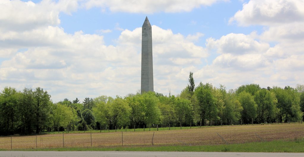 Jefferson Davis Monument - Four Rivers Explorer